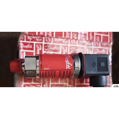 询价-丹佛斯AKS33压力传感器，未用，型号060G2000。