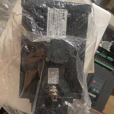 全新英威腾SV-MM13-1R0F-2-1A2-3000。议价