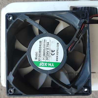 议价X12038D24UB变频器散热风扇 DC24V  0.75维修