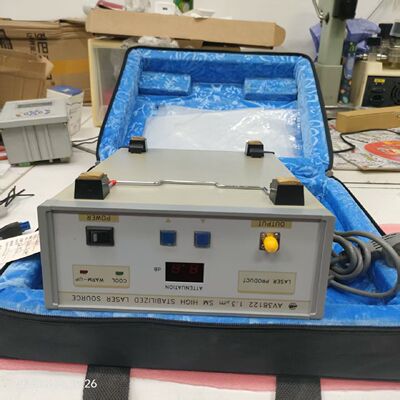 【议价-可维修】AV38122 1.3μm SM高稳源 带 包 拍 /二手均有货
