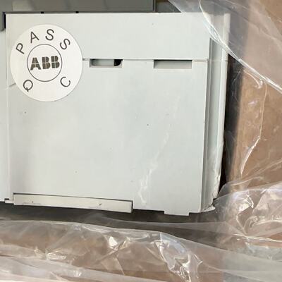议价ABB塑壳断路器XT3N250 TMD100/1000 FF
