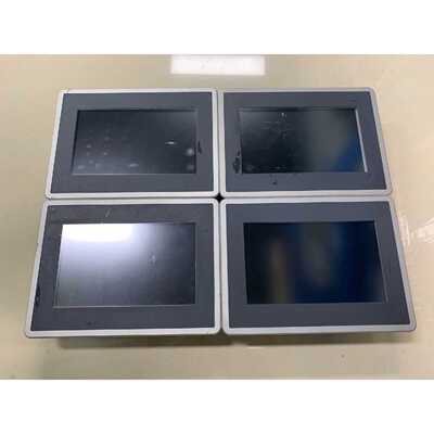 议价Lenze伦茨触摸屏P300 原装P30GAH90300F3G0XXX-02S3C018000请