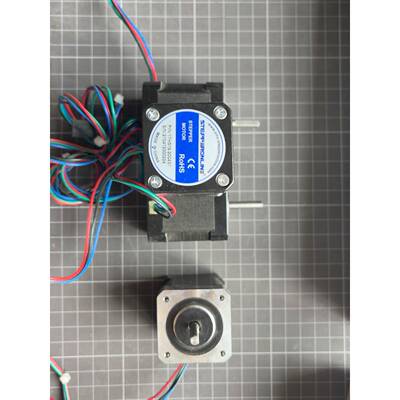 在线议价全新 NEMA17 42步进电机 17HS19-2004S1