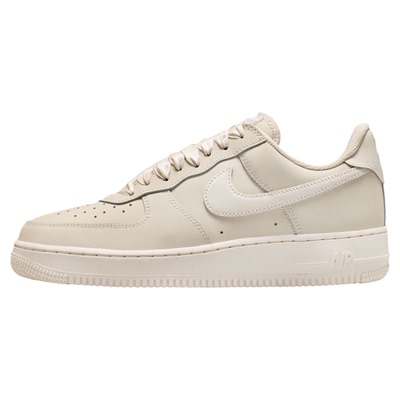 NikeAirForce1女子透气板鞋