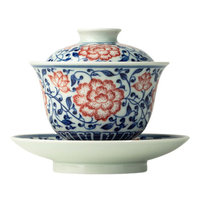 三勤堂青花矾红缠枝莲盖碗