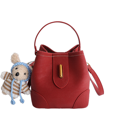 韩版复古红色包女通勤新婚礼物