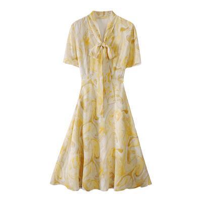 卡布奇诺印花飘带真丝连衣裙