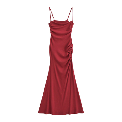 性感褶皱收腰包臀鱼尾吊带连衣裙