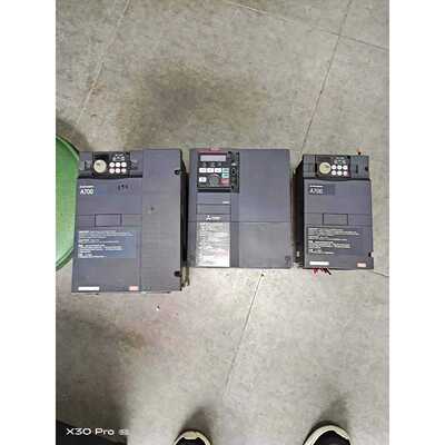 议价变频器FRA74015KCHT一台15KW电压3维修