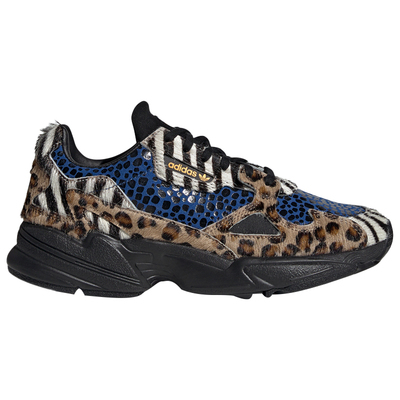 休闲鞋Adidas/阿迪达斯