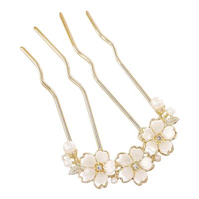 高级感珍珠花朵发簪后脑勺盘发