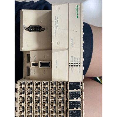 施耐德TM258LF42DTPLC模块带扩展模块件议价