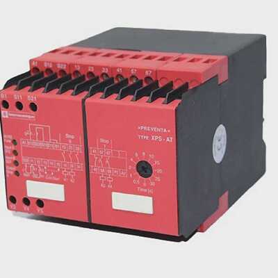 Telemecanique  XPS-AT SAFETY RELAY XPSAT5110 (24VAC)  / Tele