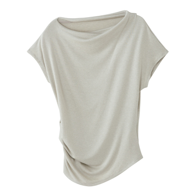 “流动艺术”不对称一字领T恤