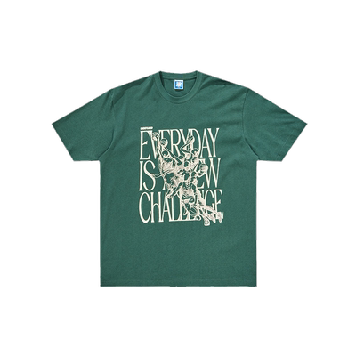 UNDEFEATED篮球主题短袖T恤