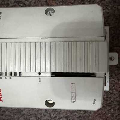 ABB PM851K01控制器 工业自动化PLC系统控制板
