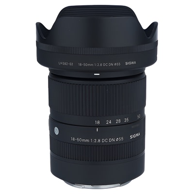 sigma适马18-50mm半画幅微单镜头