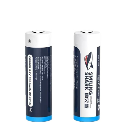微笑鲨26800锂电池3.7V充电电池
