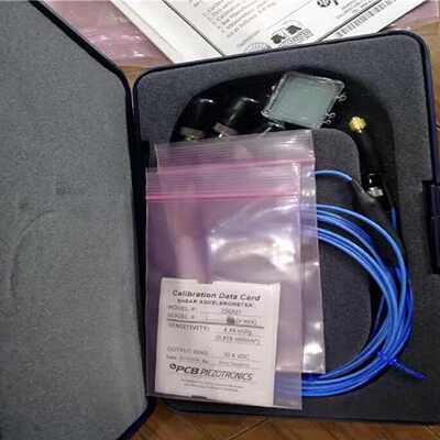 议价美国PCB单轴加速度传感器352C33 352C22 352C04 352C03 352B1