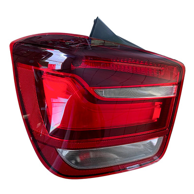 赋研适用于宝马1系后尾灯总成