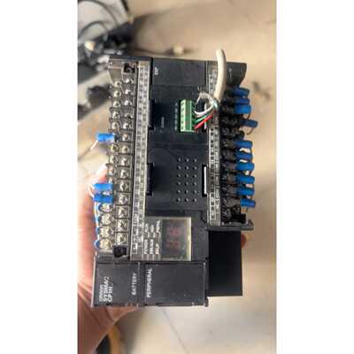 议价欧姆龙PLCCP1HX40DTD拆机件带通讯接口维修