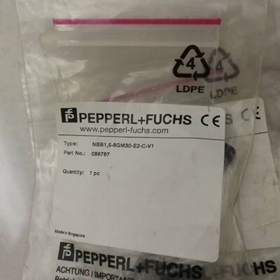 议价全新pf倍加福传感器NBB1,5-8GM30-E2-C-V1 086787