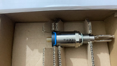 FTL31-AA4M2AAWBJ+LC 音叉液位计  限位开关 FTL31-13E0/0咨询