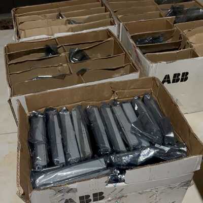 询ABB综合保护器REM615DIS0012