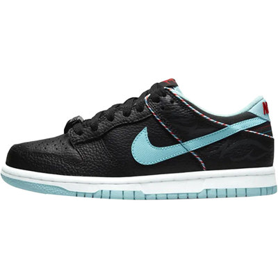 Nike/耐克正品女子休闲板鞋