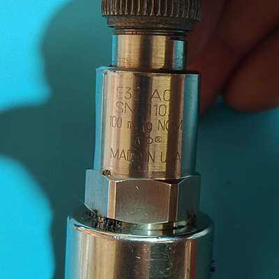 议价ENTEK传感器E322AO1，美国原装，带线缆。型号清晰可