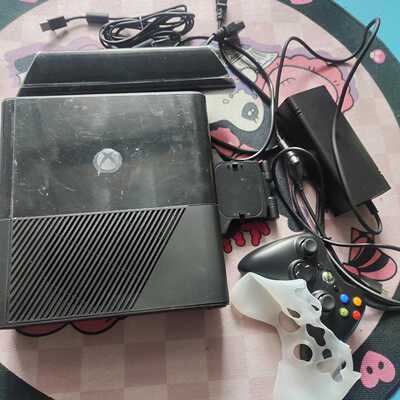 新款XBOX360游戏机,360E  2.0   1T560