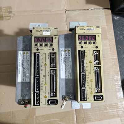 溢价-安川0.8kw驱动器SGDM-08AD-R  两台  成色如