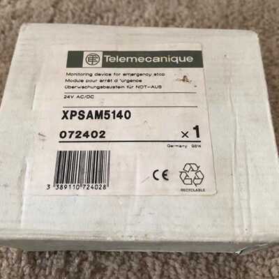 议价施耐德安全继电器 XPSAM5140全新原装现货议价
