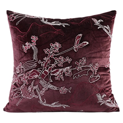 中国风红紫色真丝绒刺绣抱枕方枕