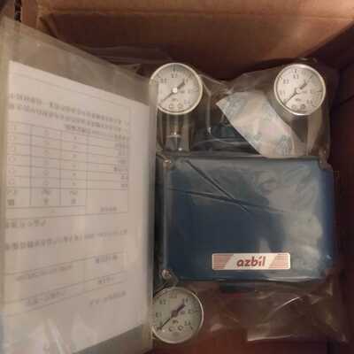 议价山武azbil定位器svx102-xgsrx-t3c-xx全新带包装