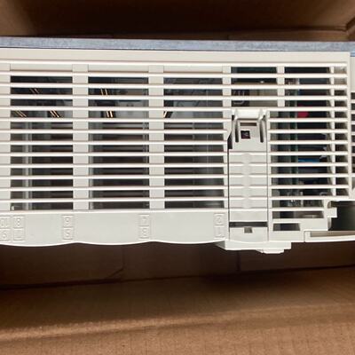 议价 Plc Tsx3721001 Power Supply Volta Ac230v In Fine Condit