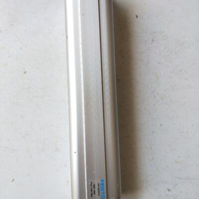 议价全新正品费斯托   ADVU-32-200-PA  156004   实物拍摄  现货