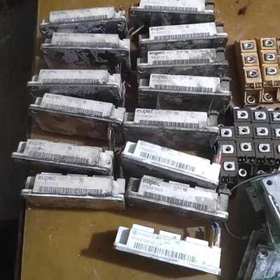 溢价-ff300r12kt3有8块ff300r12ke3有4块