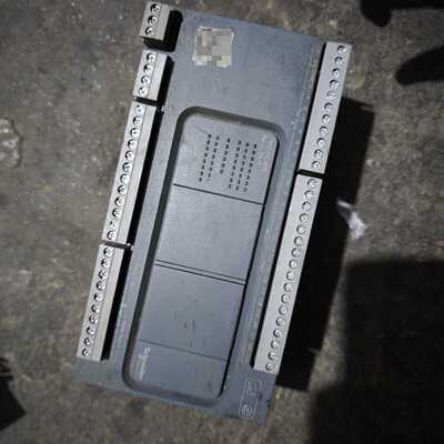 议价施耐德TM200C40R PLC维修
