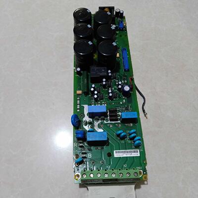 议价ABB变频器ACS400 SNAZ 4231I 3BSC980004R790 BSM35GD120DN2E3224