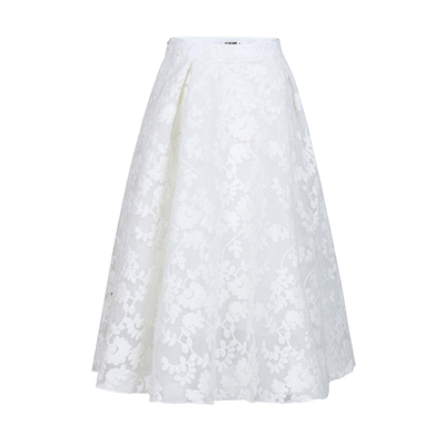 象牙白后构想法式蕾丝大圆摆伞裙