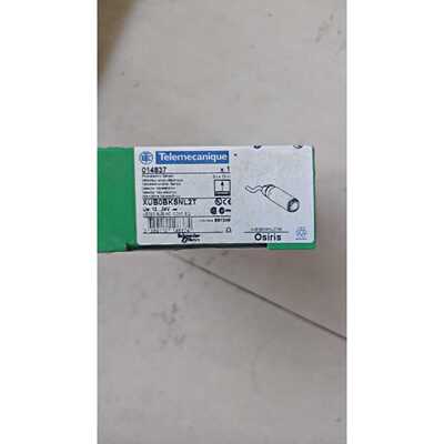 议价施耐德schneider光电开关XUB0BKSNL2T维修