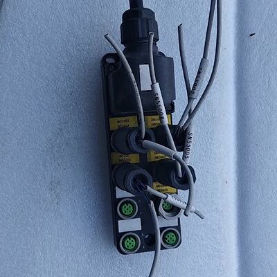 议价Kunshan Xingweilian M12 Distribution Box Model 988550 8