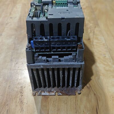 议价ABBACS510变频器ACS51001012A4维修