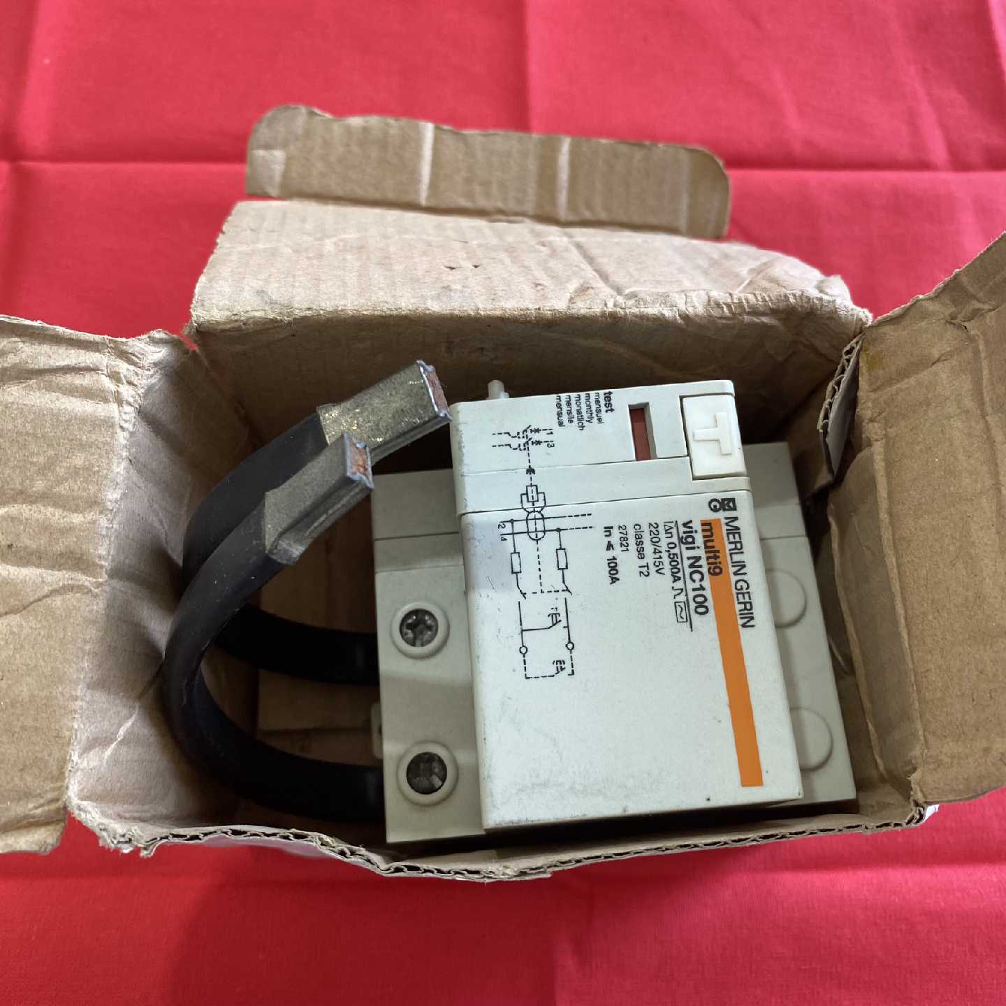 议价施耐德梅兰日兰vigi NC100 27821漏电断路器漏电保护器