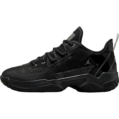 耐克男子运动休闲鞋CW2457-001