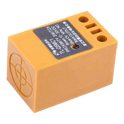 电感式方形接近开关tlq5mc1三线24v常开npn二线220v金属传感器
