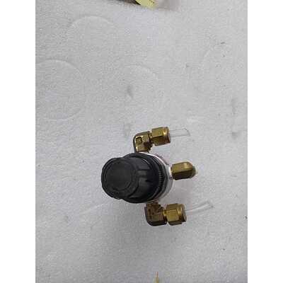 议价WattsFludairR37401B减压阀拆机件维修