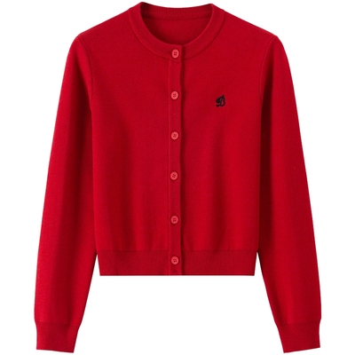 BANANA BABY2026年春新款甜美字母刺绣新年红针织开衫女圆领上衣