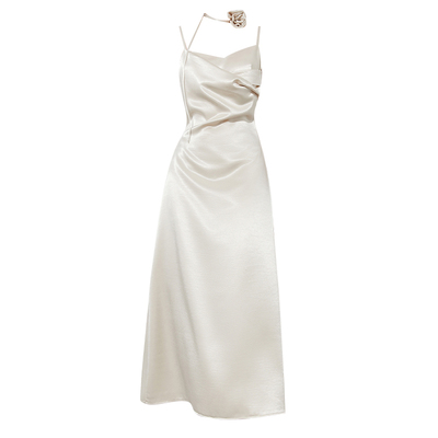 DPLAYV领收腰修身连衣裙